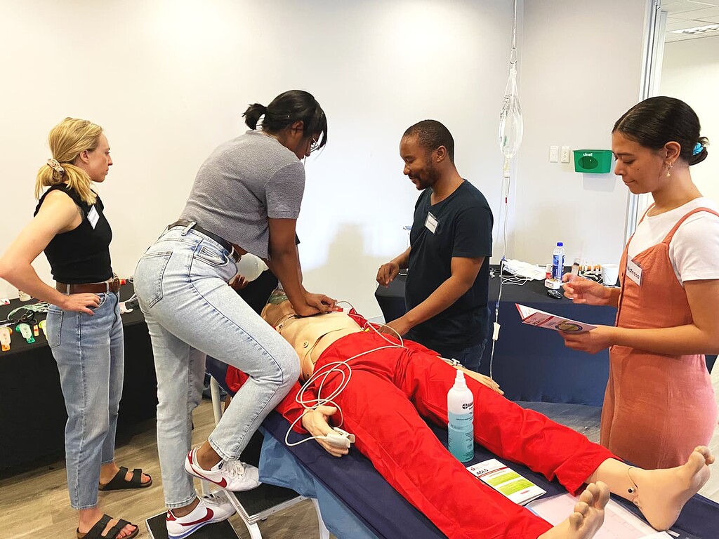 Advanced Cardiovascular Life Support (ACLS) Update/Refresher Course ...